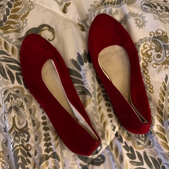 Shoes | 39 Red Velvet Round Flats | Poshmark